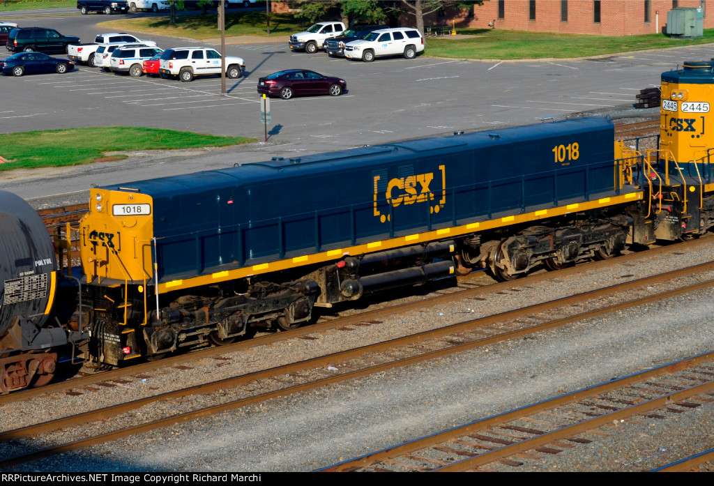 CSX 1018